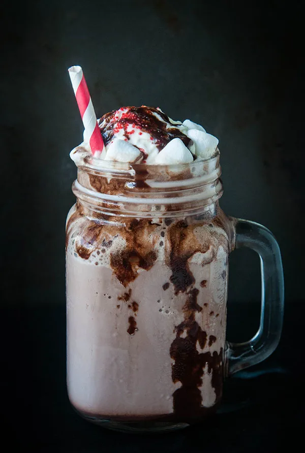 Frozen Hot Chocolate Floats - Seasoned Sprinkles