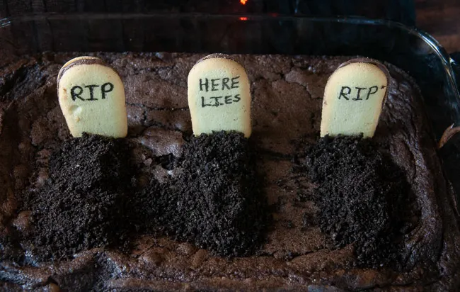 Easy Spooky Graveyard Brownies for Halloween - Seasoned Sprinkles