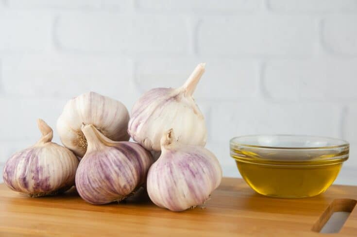 How to Roast Garlic - Seasoned Sprinkles