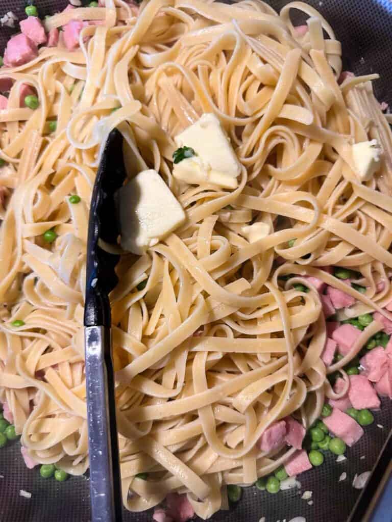 Easy Creamy Pasta with Ham and Peas - Seasoned Sprinkles