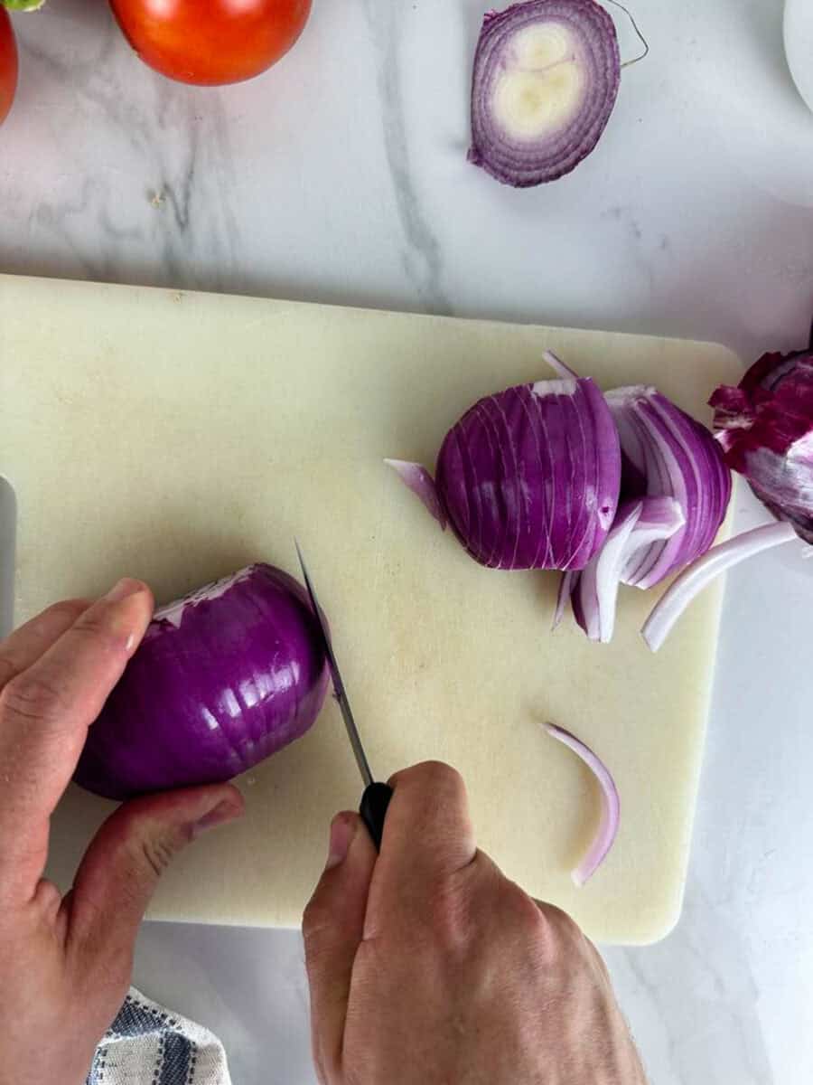 Easy Tomato and Onion Salad with Vinegar - Seasoned Sprinkles