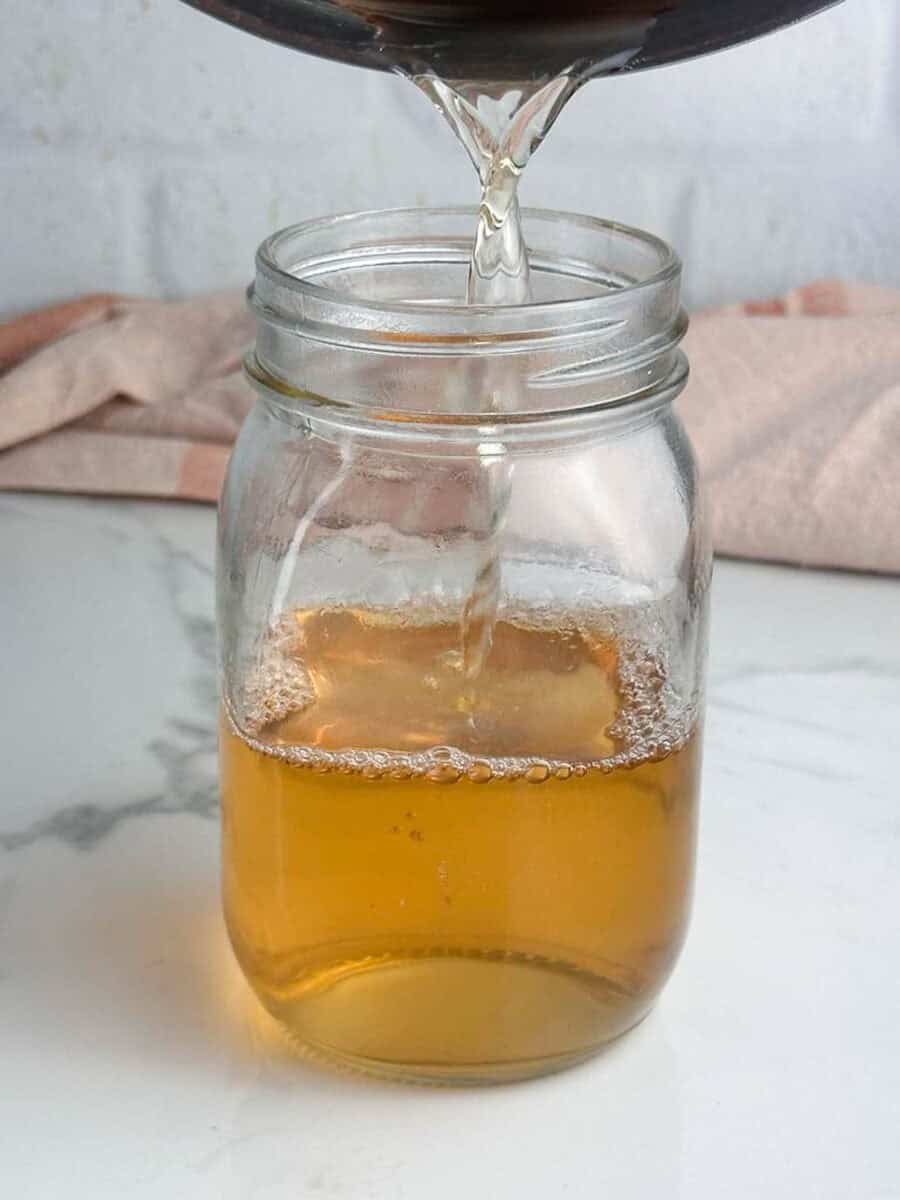 Easy Vanilla Simple Syrup Recipe - Seasoned Sprinkles