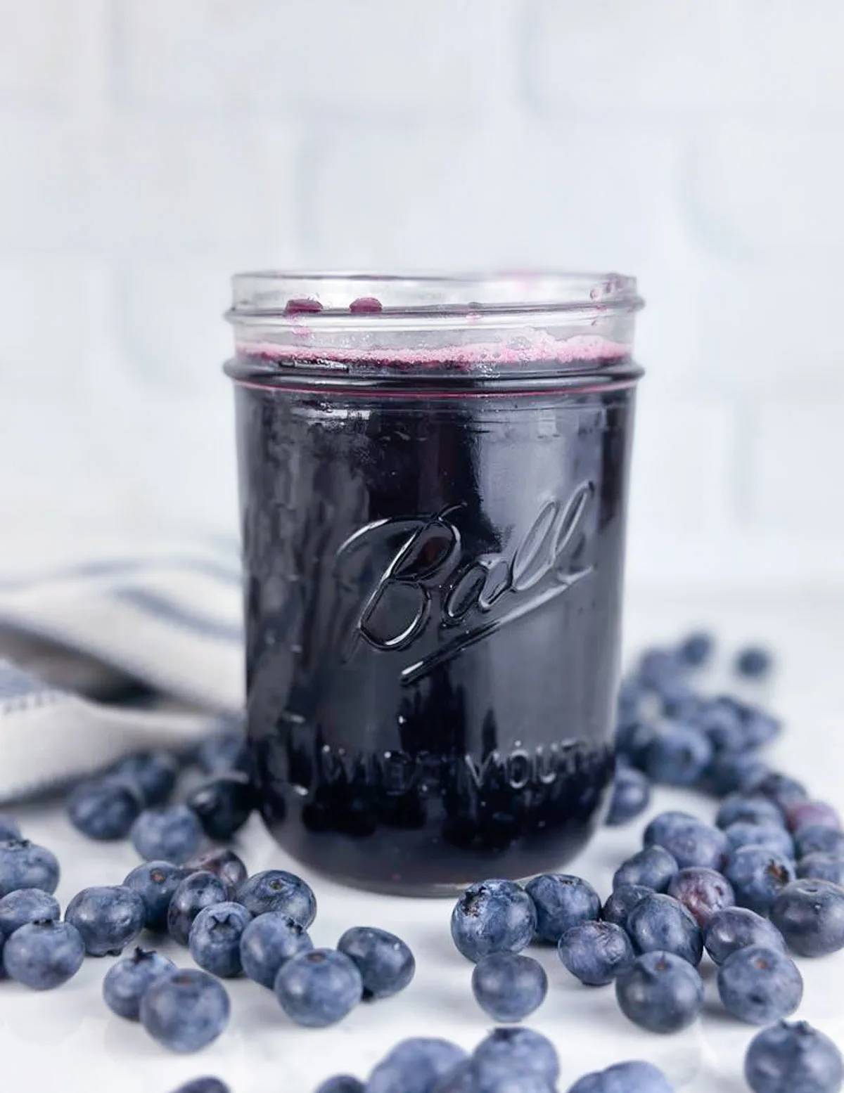 Blueberry Simple Syrup Recipe - Seasoned Sprinkles