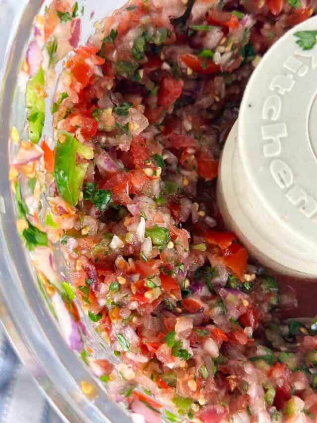 Zesty Fresh Tomato Salsa Recipe - Seasoned Sprinkles